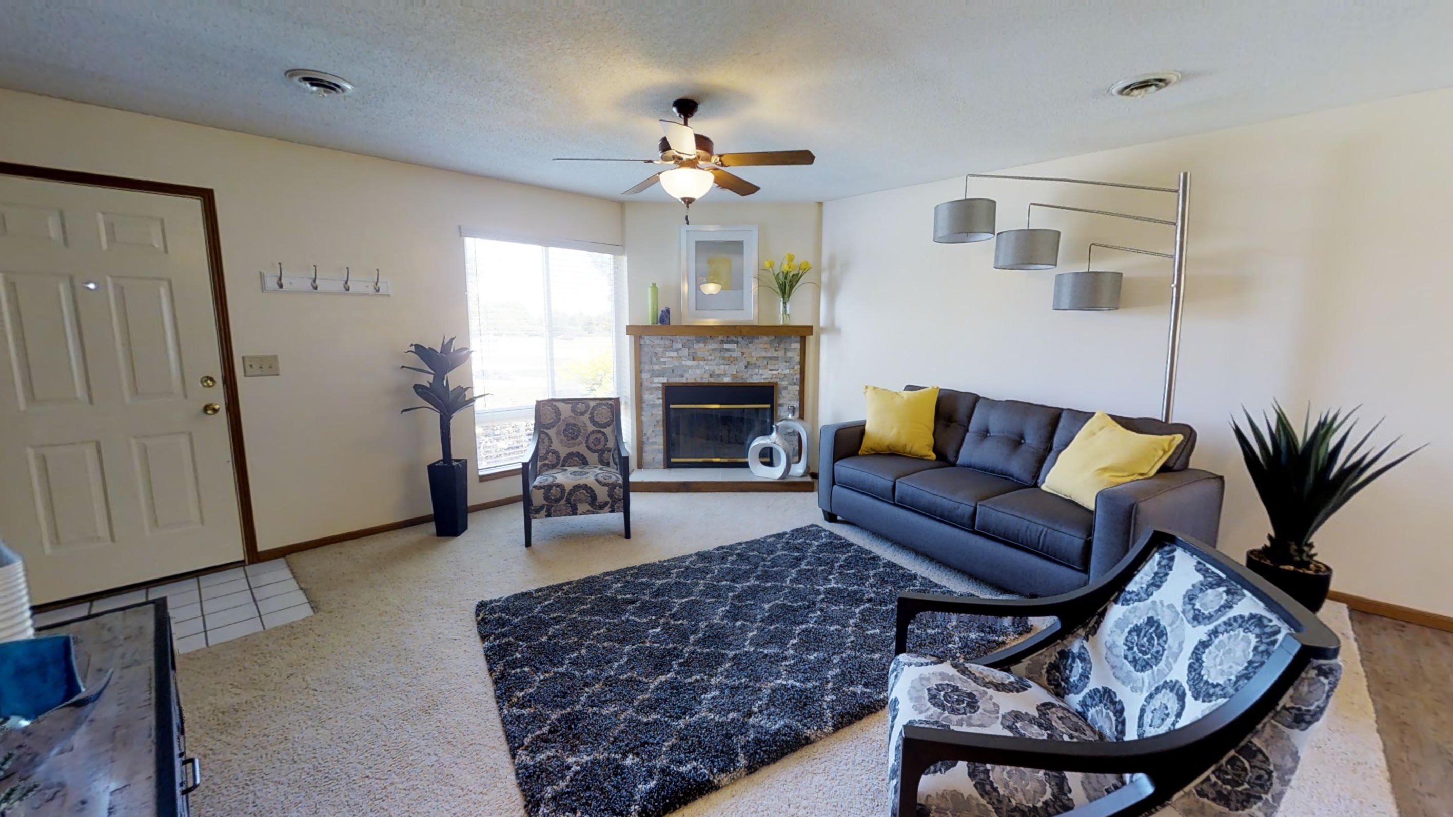 FORREST CREEK RANCH TOWNHOMES | HRC Apartments and Townhomes